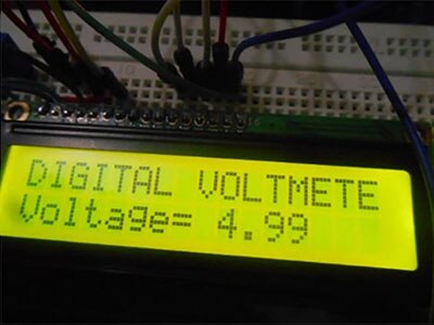 How to Make a Simple Digital Voltmeter with an Arduino